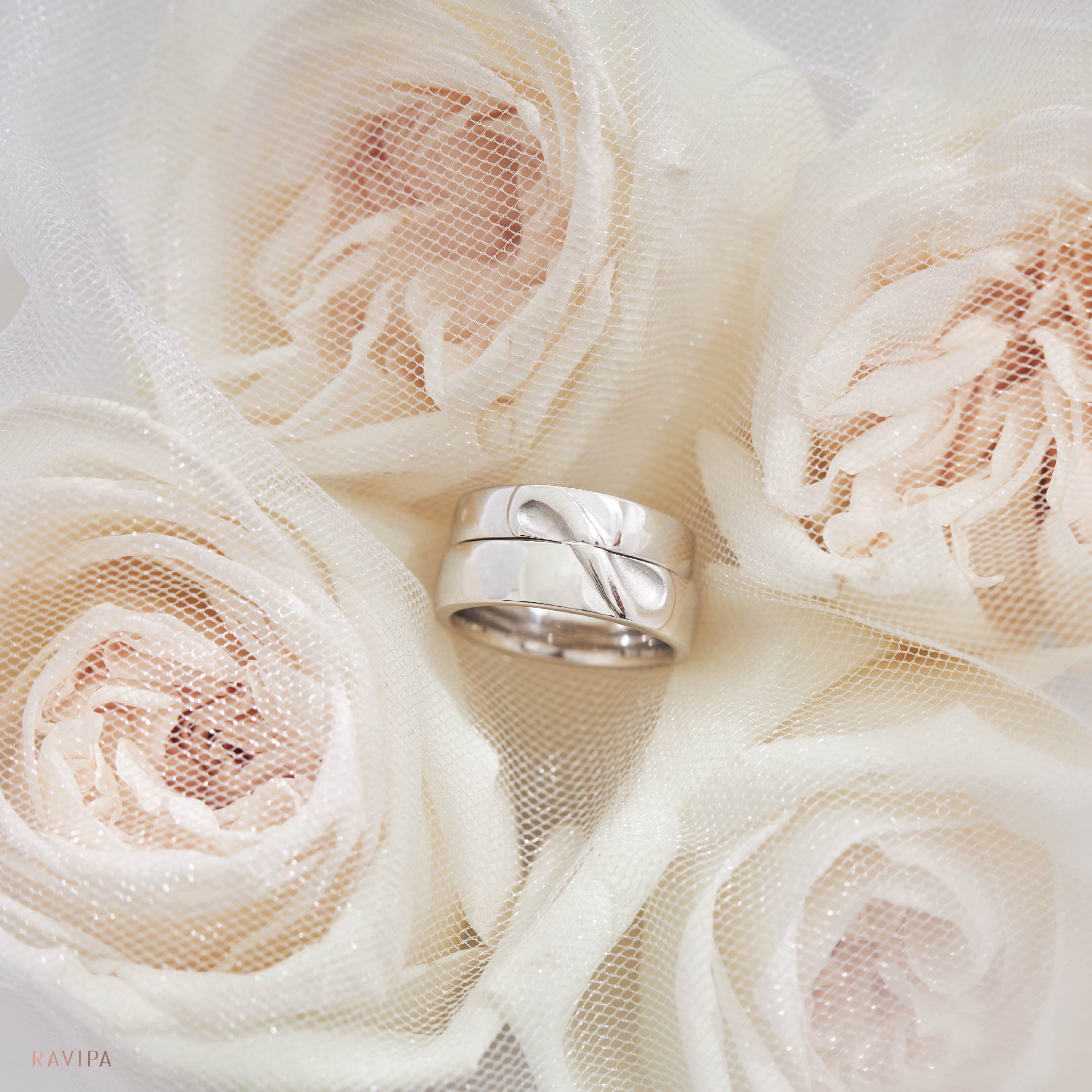 Signature Infinity Ring – RAVIPA